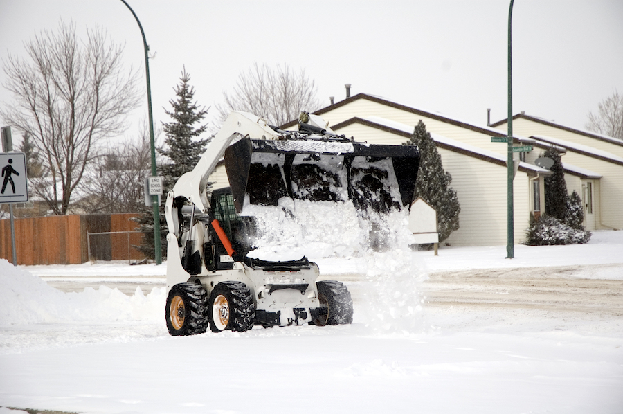 Consistent & Reliable Maintenance & Snow Removal - Landscape Lab